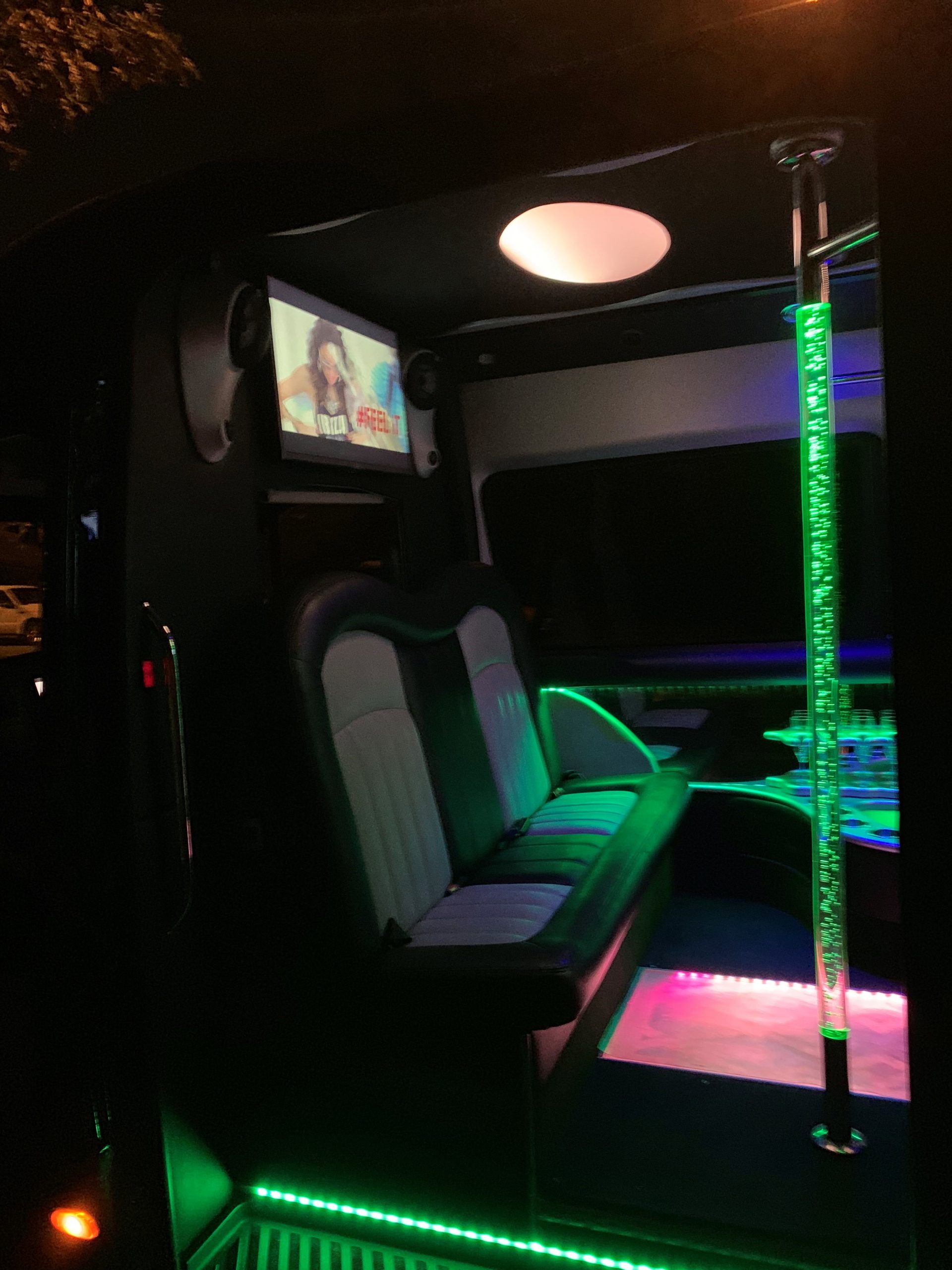 Luxury Car Hire Gold Coast | Limo Hire & Hummer Hire